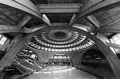 Max Berg, Hala století, 1911, současná fotografie Stanisław Klimek ...